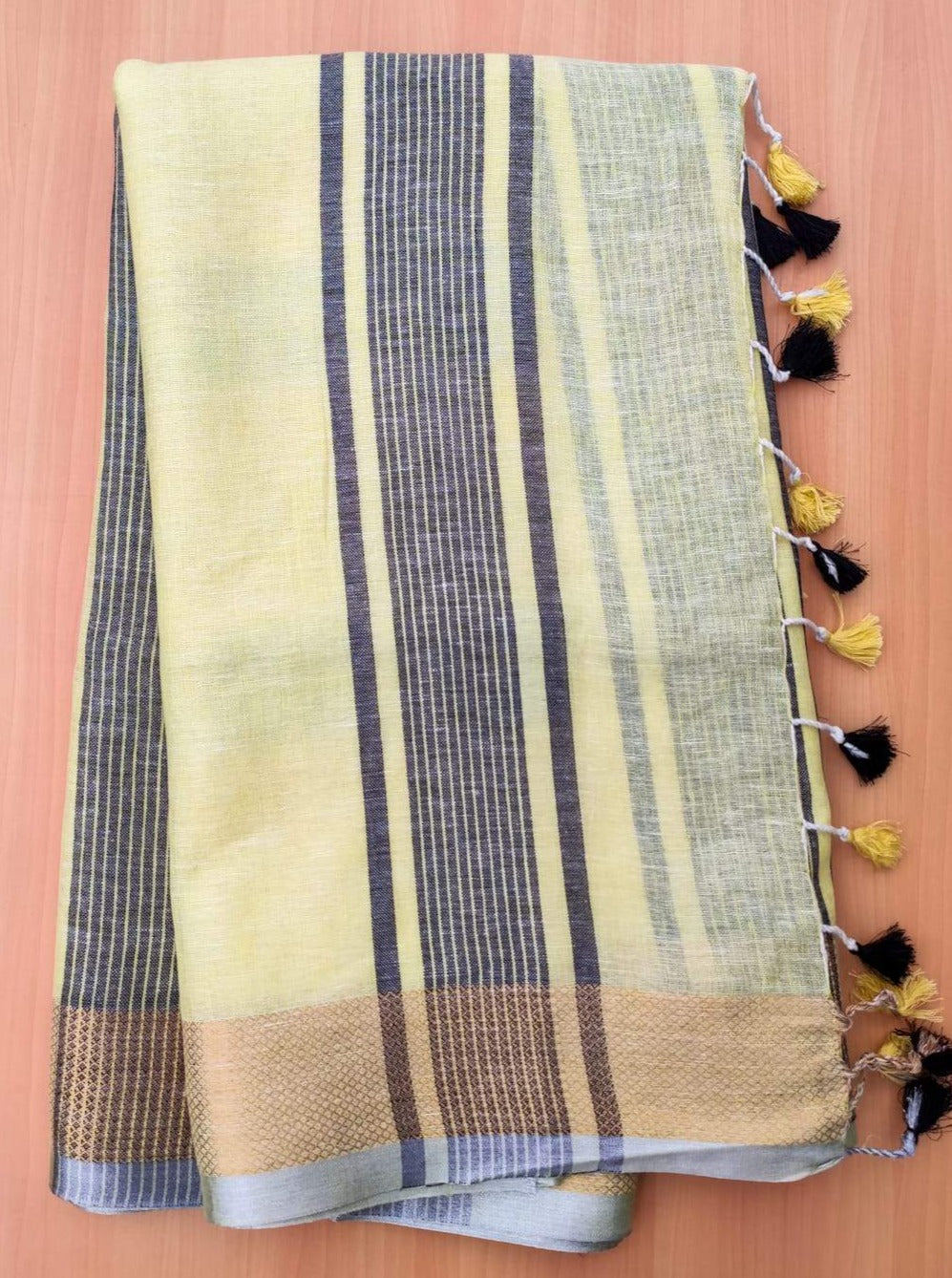 Pure Linen Dobby Woven Saree